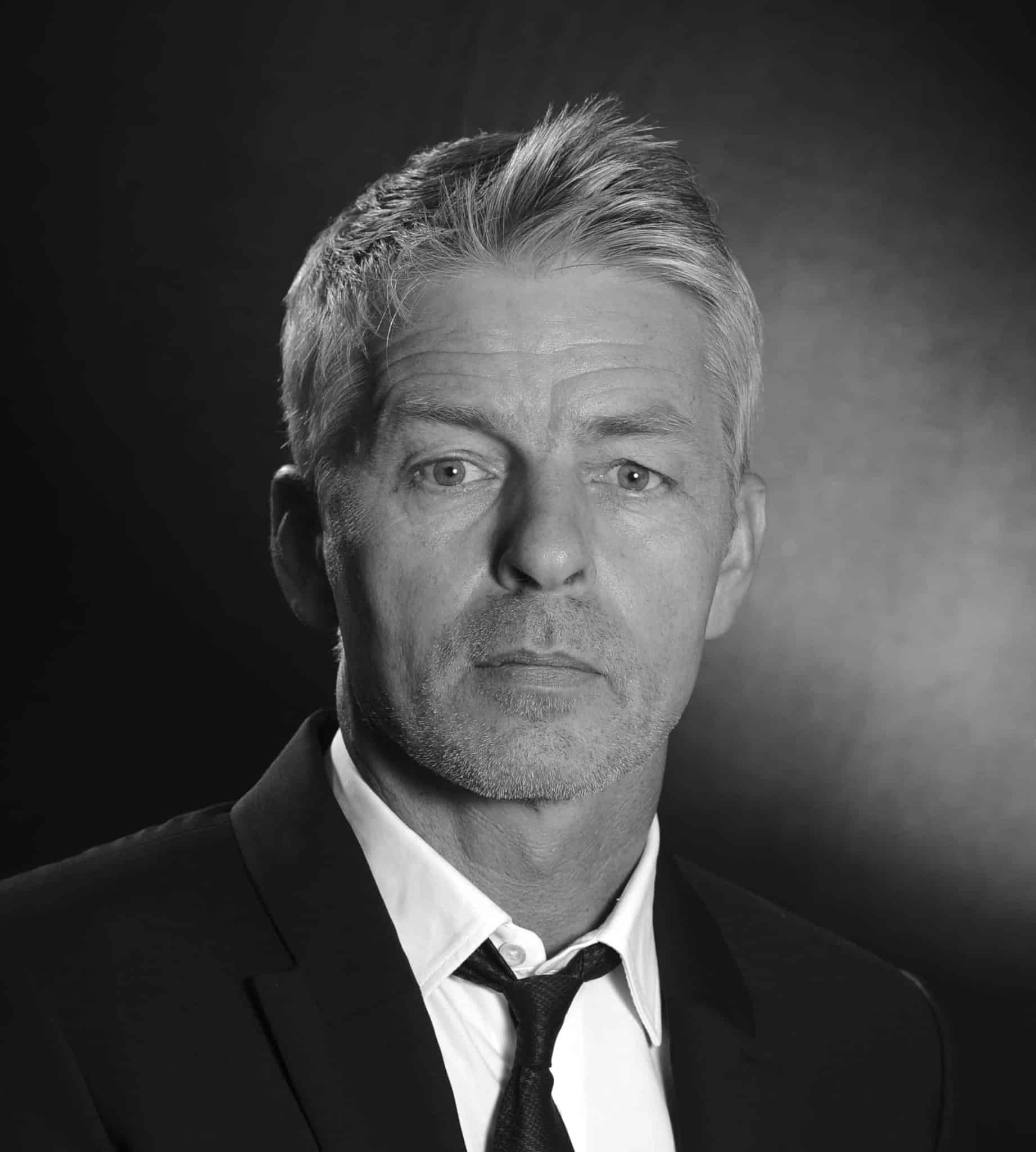 Dr. Ait Si Selmi Tarik - Centre Orthopédique Santy